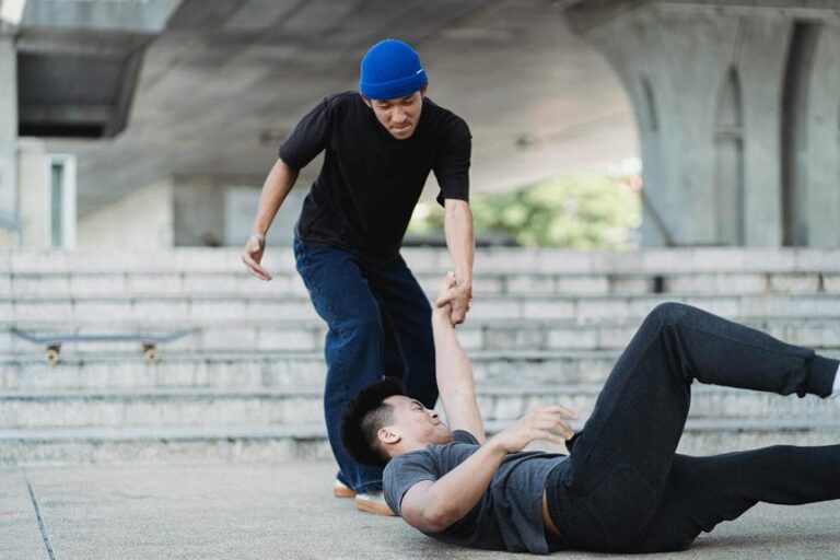 Knee Injury From Fall | Penn Spine & Orthopedic